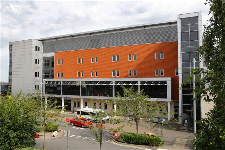 The Northern Ireland Cancer Centre | Belfast Health & Social Care Trust ...