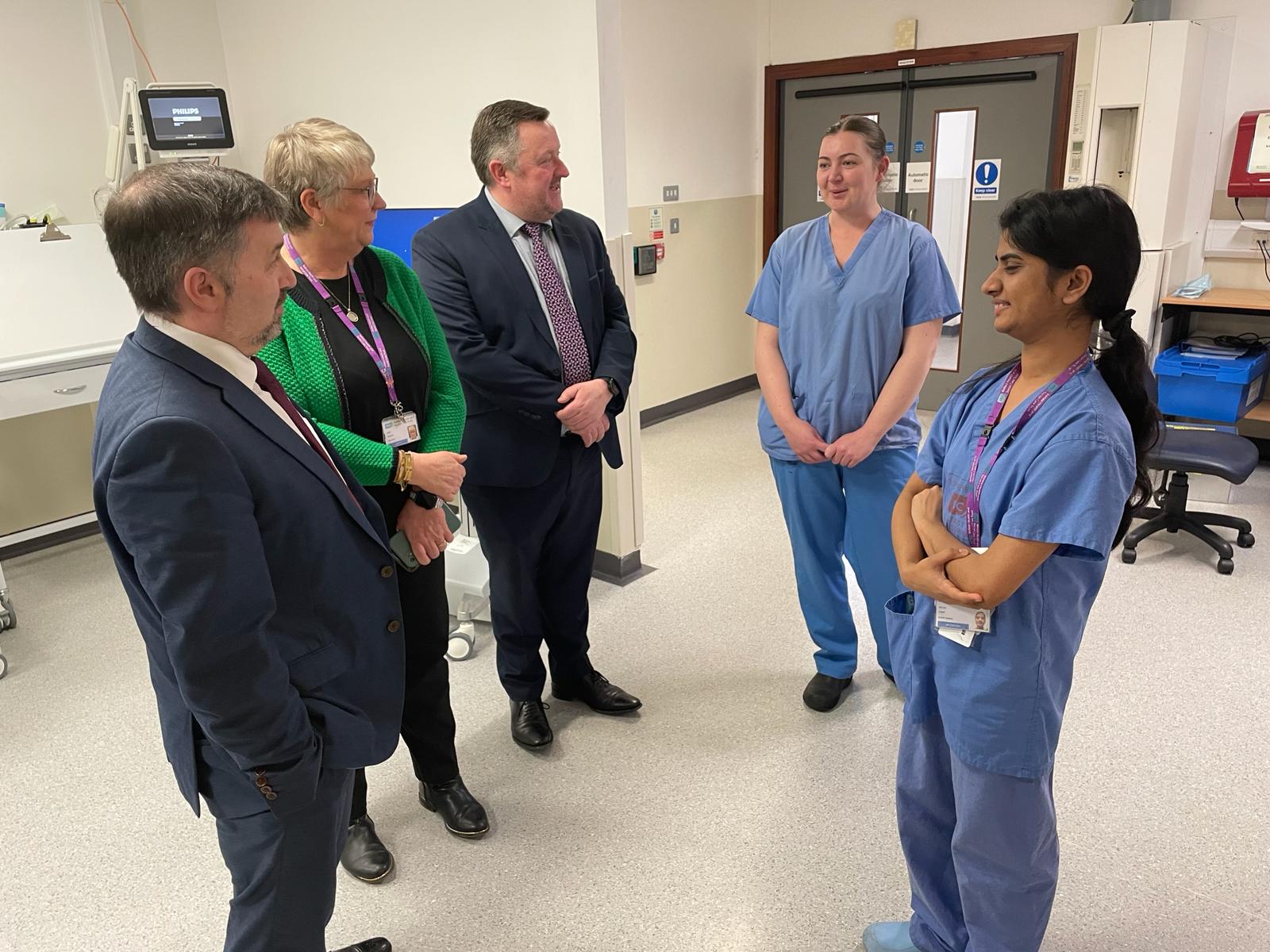 Health Minister praises Mater Hospital’s innovative elective care teams ...